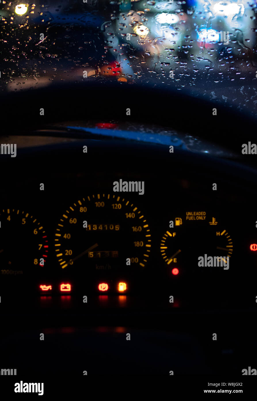 Sing symbol on car hi-res stock photography and images - Alamy