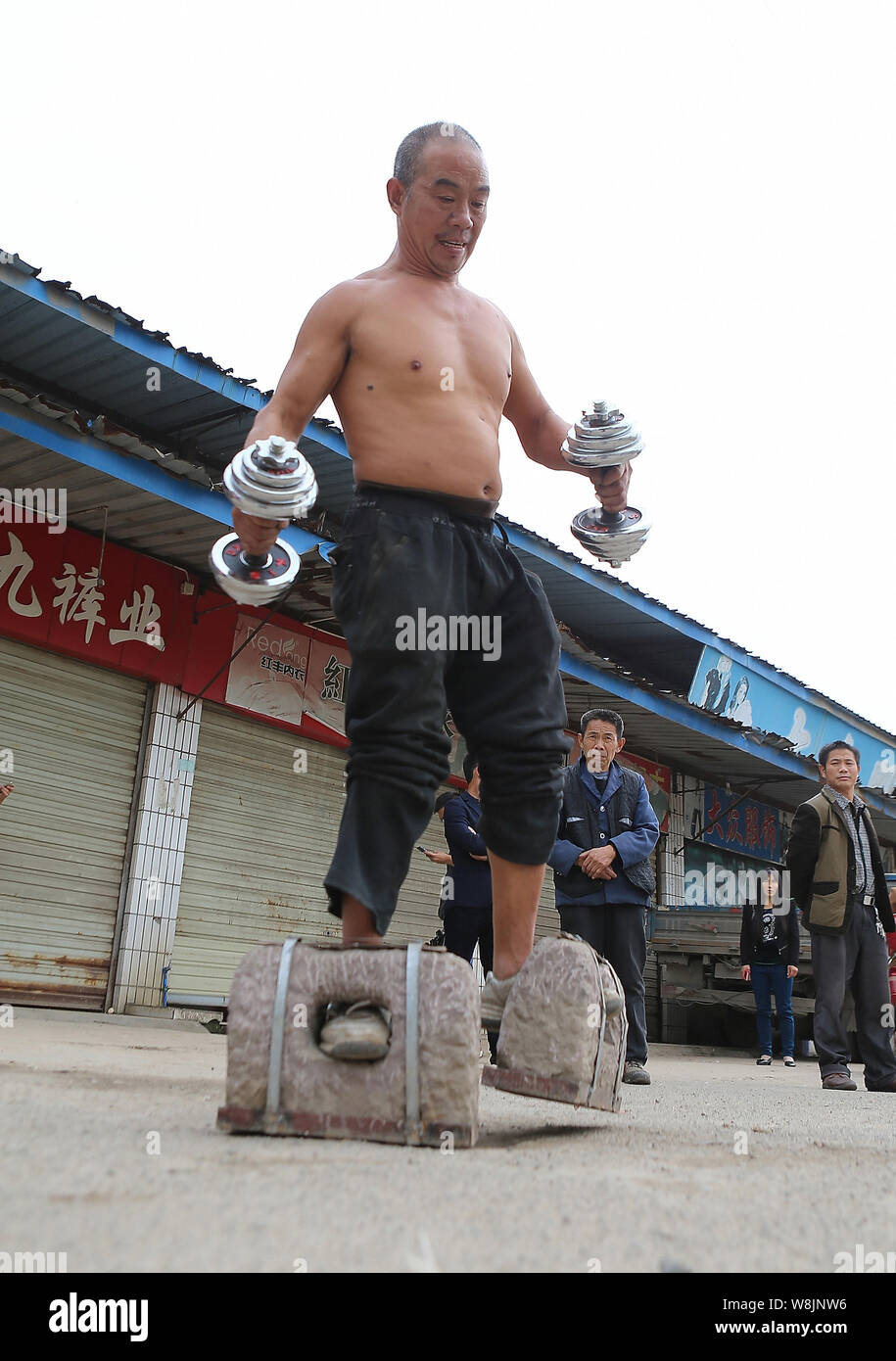 Holding locks hi-res stock photography and images - Alamy