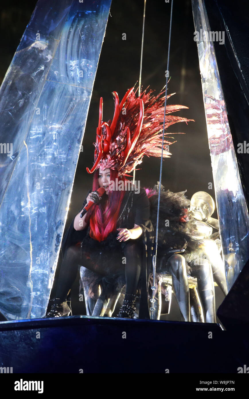 A mei singer hi-res stock photography and images - Alamy