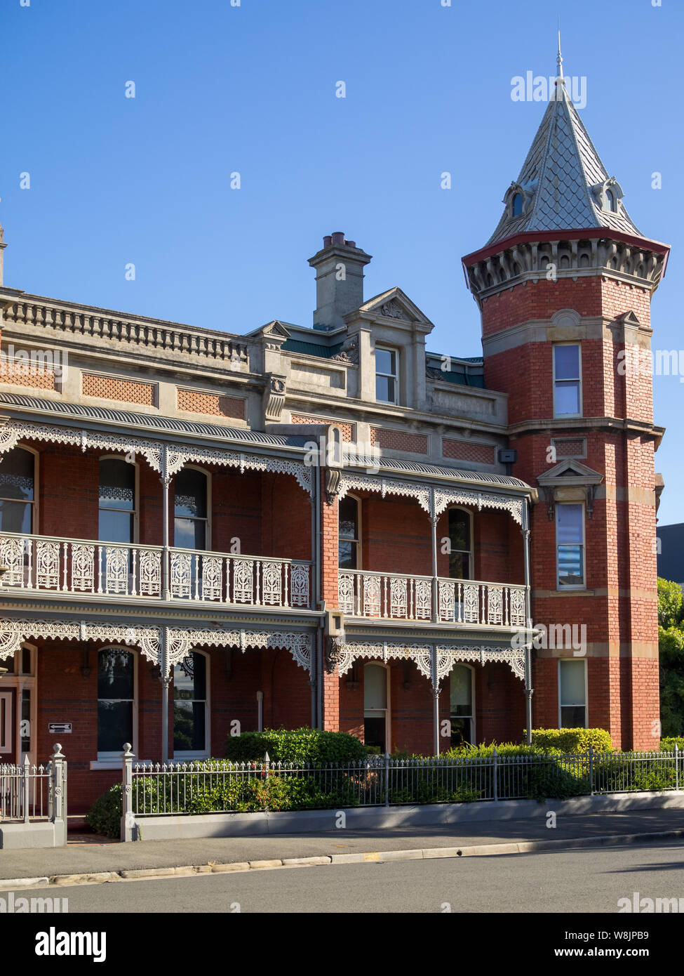 Victorian red brick building hi-res stock photography and images - Alamy