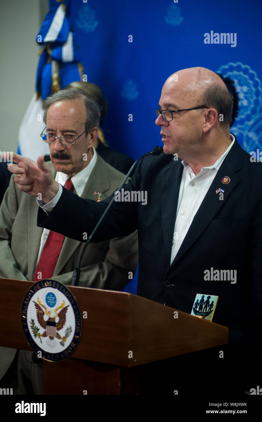 Congressman jim mcgovern hi-res stock photography and images - Alamy