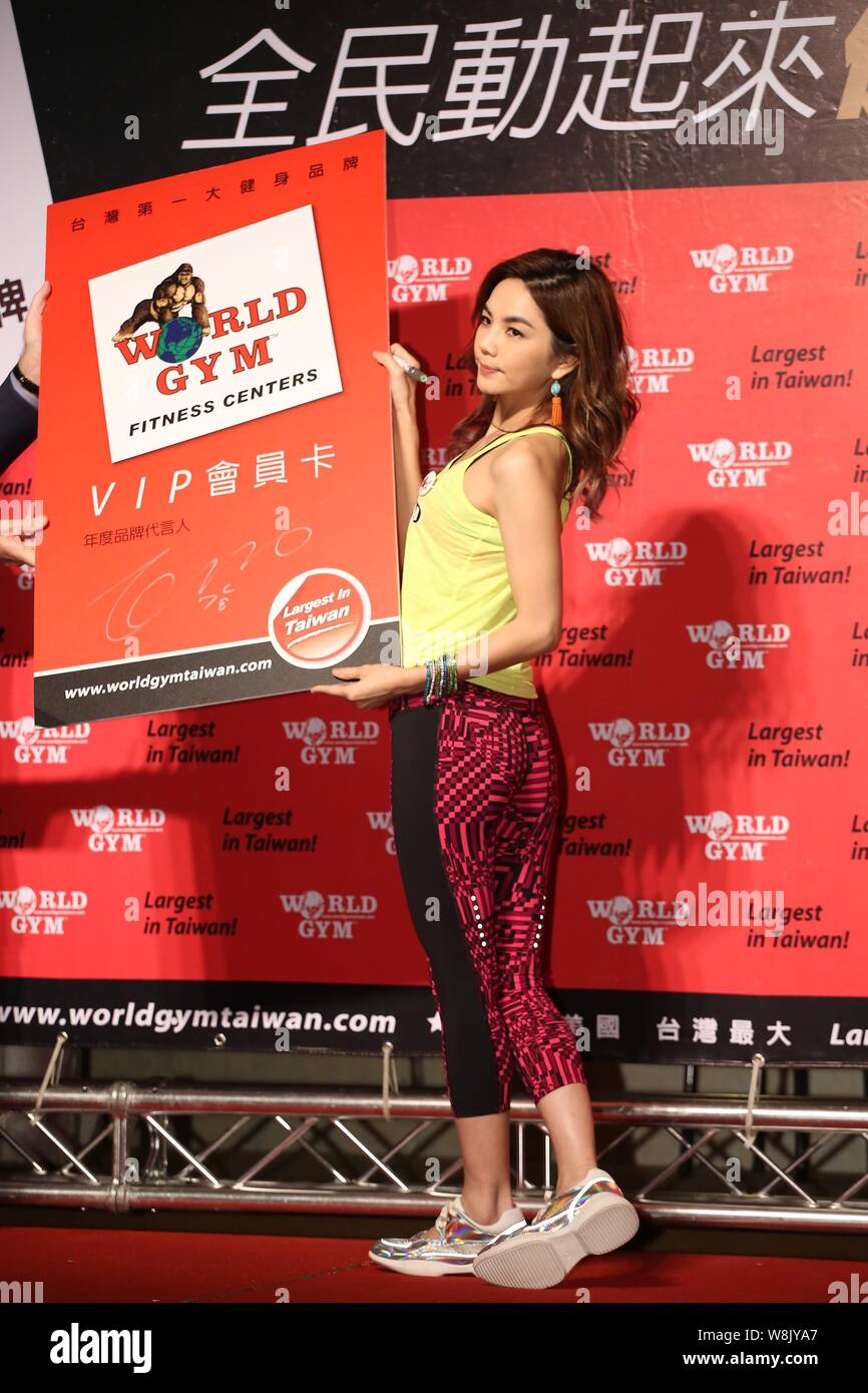 Singer and actress Ella Chen Chia-hwa of Taiwanese girl group S.H.E ...