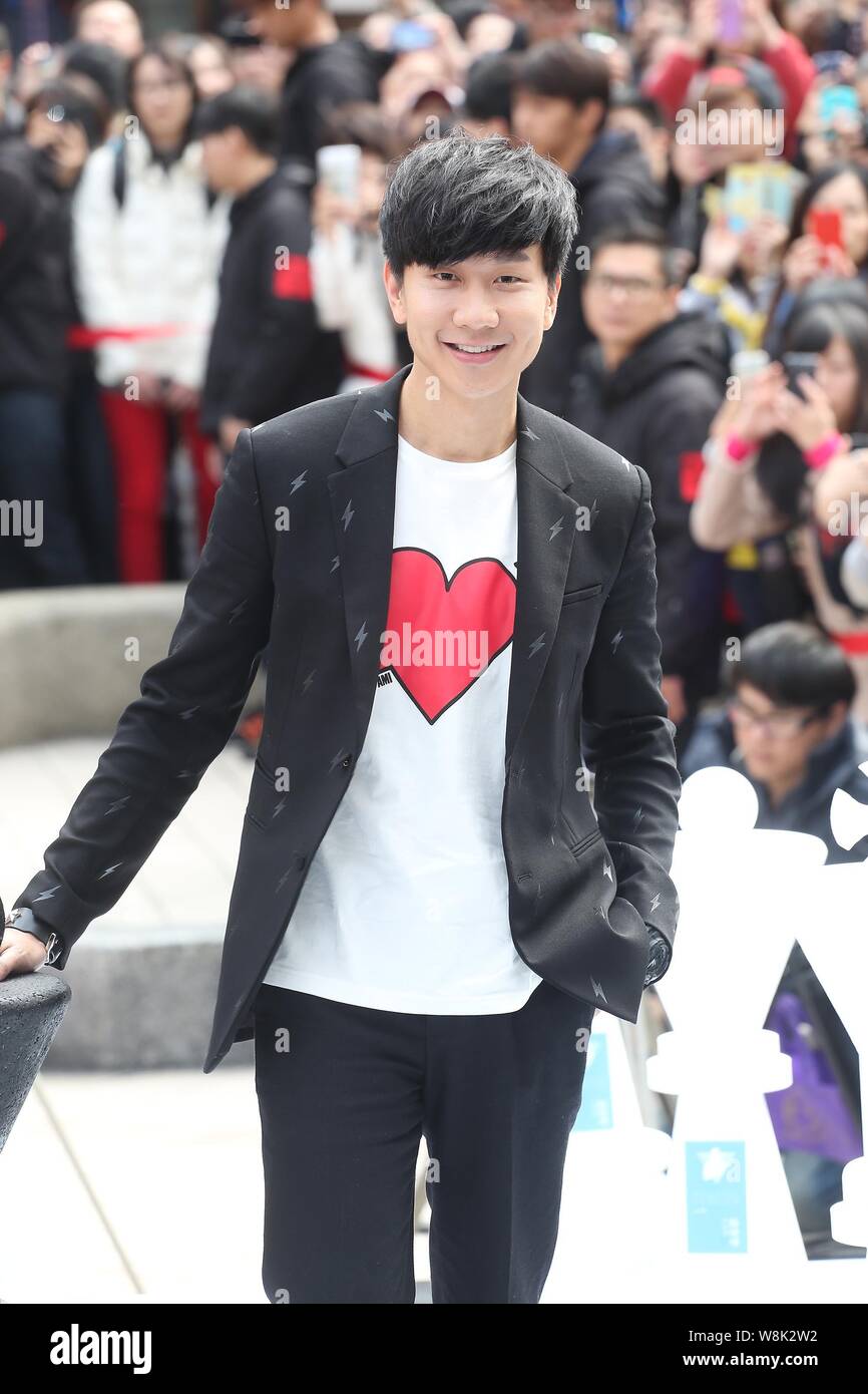 Jj lin album hi-res stock photography and images - Alamy