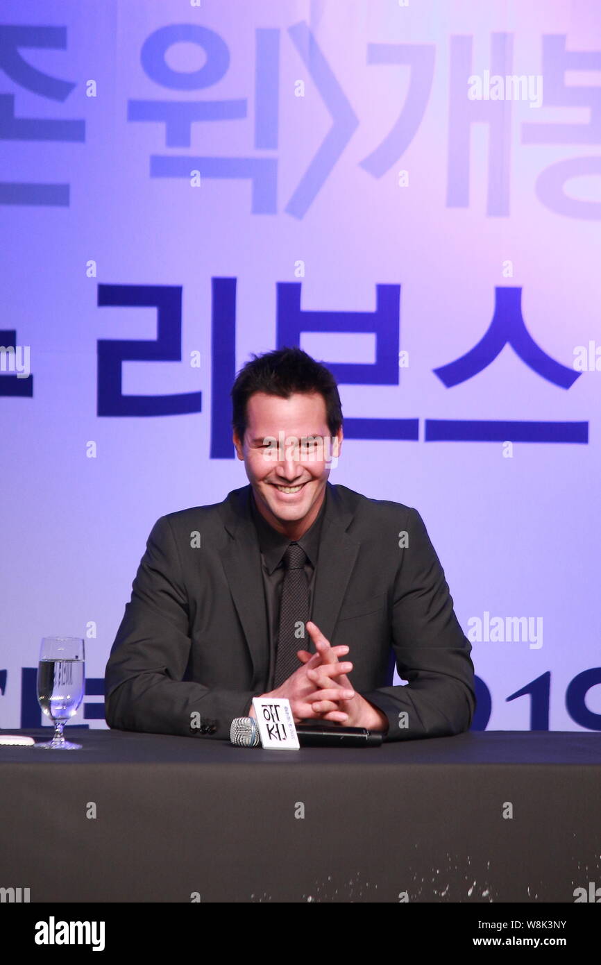 Canadian actor Keanu Reeves smiles during a press conference for the ...