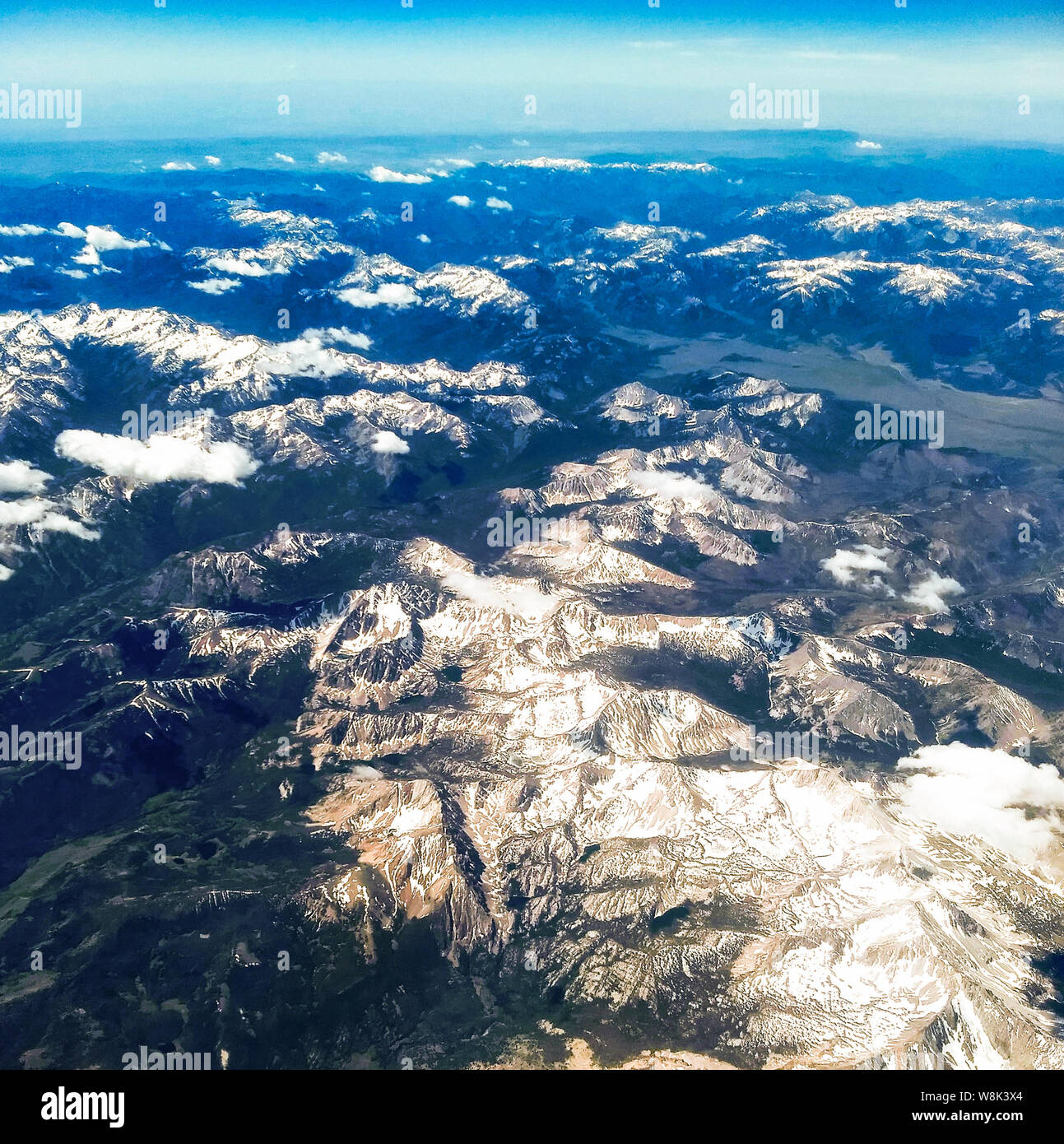 Blue distance hi-res stock photography and images - Alamy