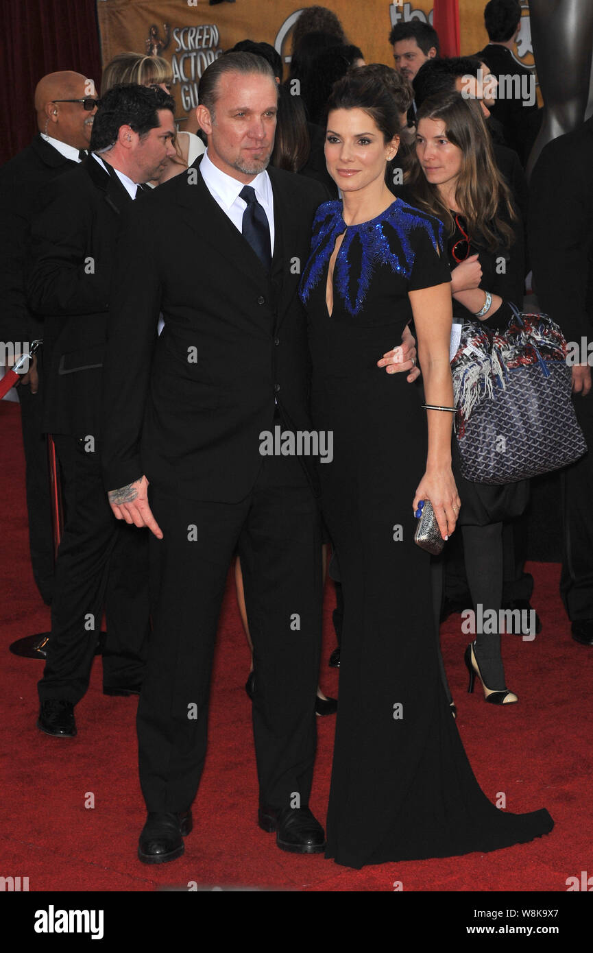 LOS ANGELES, CA. January 23, 2010: Sandra Bullock & Jesse James at the ...