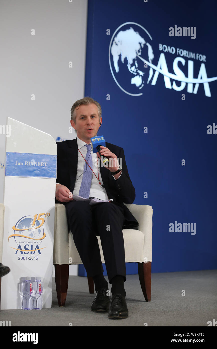 Rinnert hi-res stock photography and images - Alamy