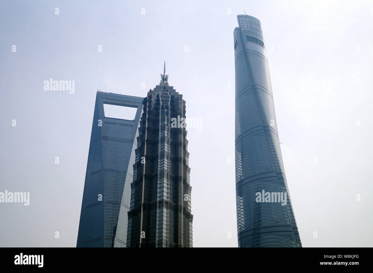 --FILE--(From right) A view of the Shanghai Tower, Jinmao Tower and the ...