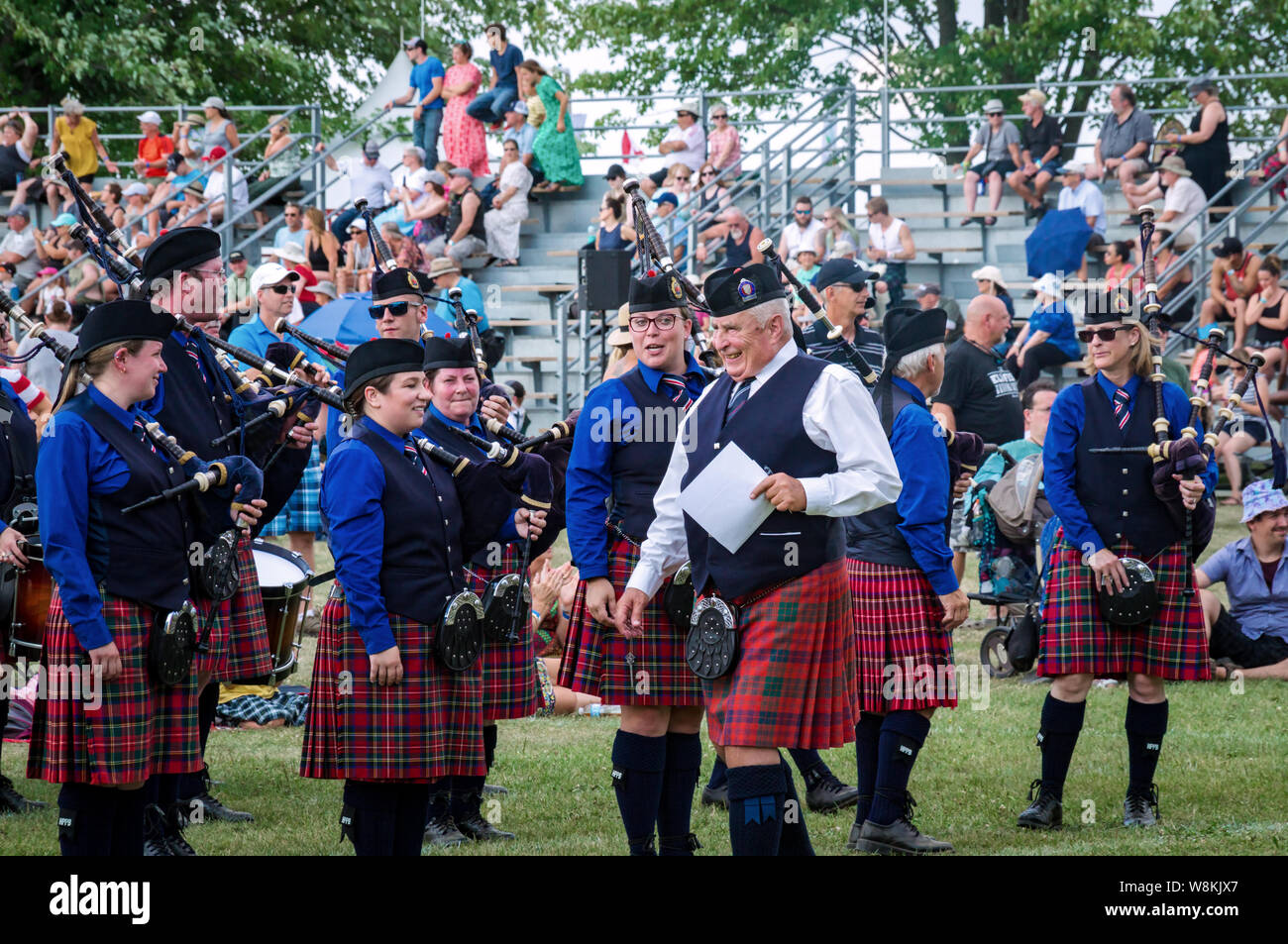 Ontario police bagpipes hi-res stock photography and images - Alamy