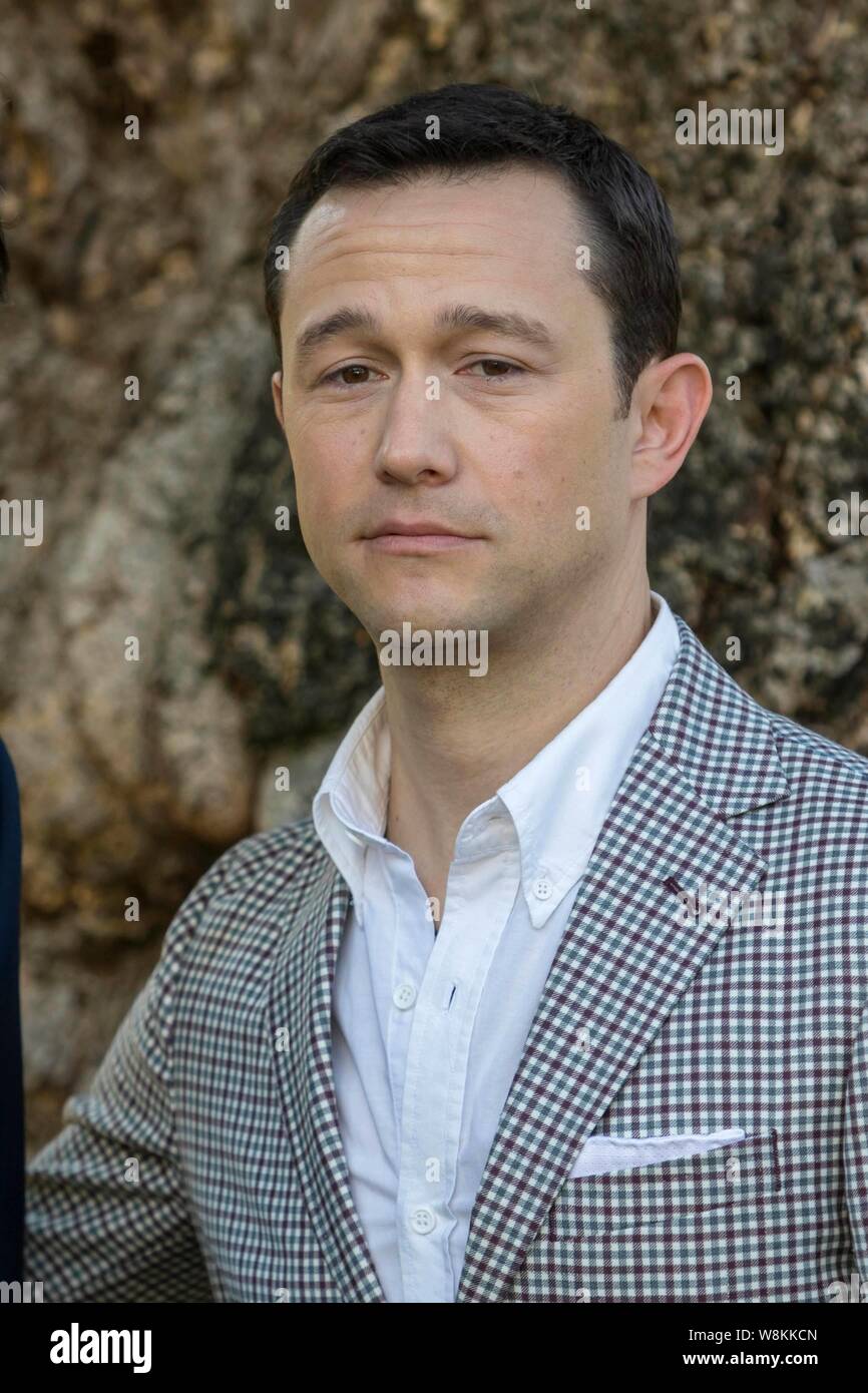 Locarno, Switzerland. 09th Aug, 2019. Joseph Gordon Lewitt poses at the ...