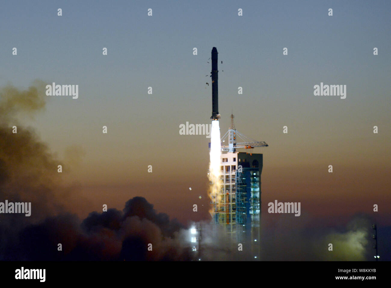 --FILE--A Long March 2D (CZ-2D) carrier rocket loaded with China's ...