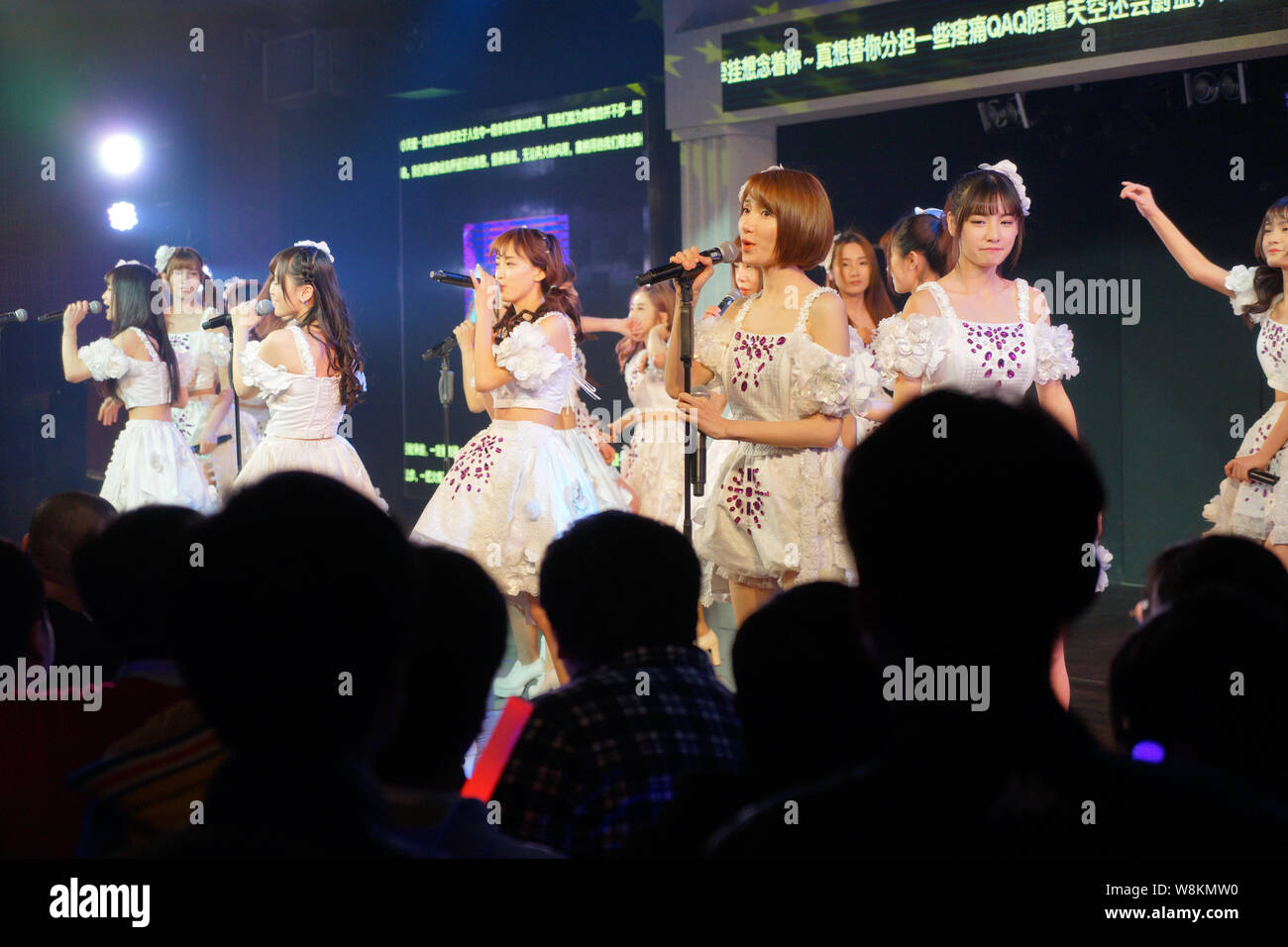 Tang anqi hi-res stock photography and images - Alamy