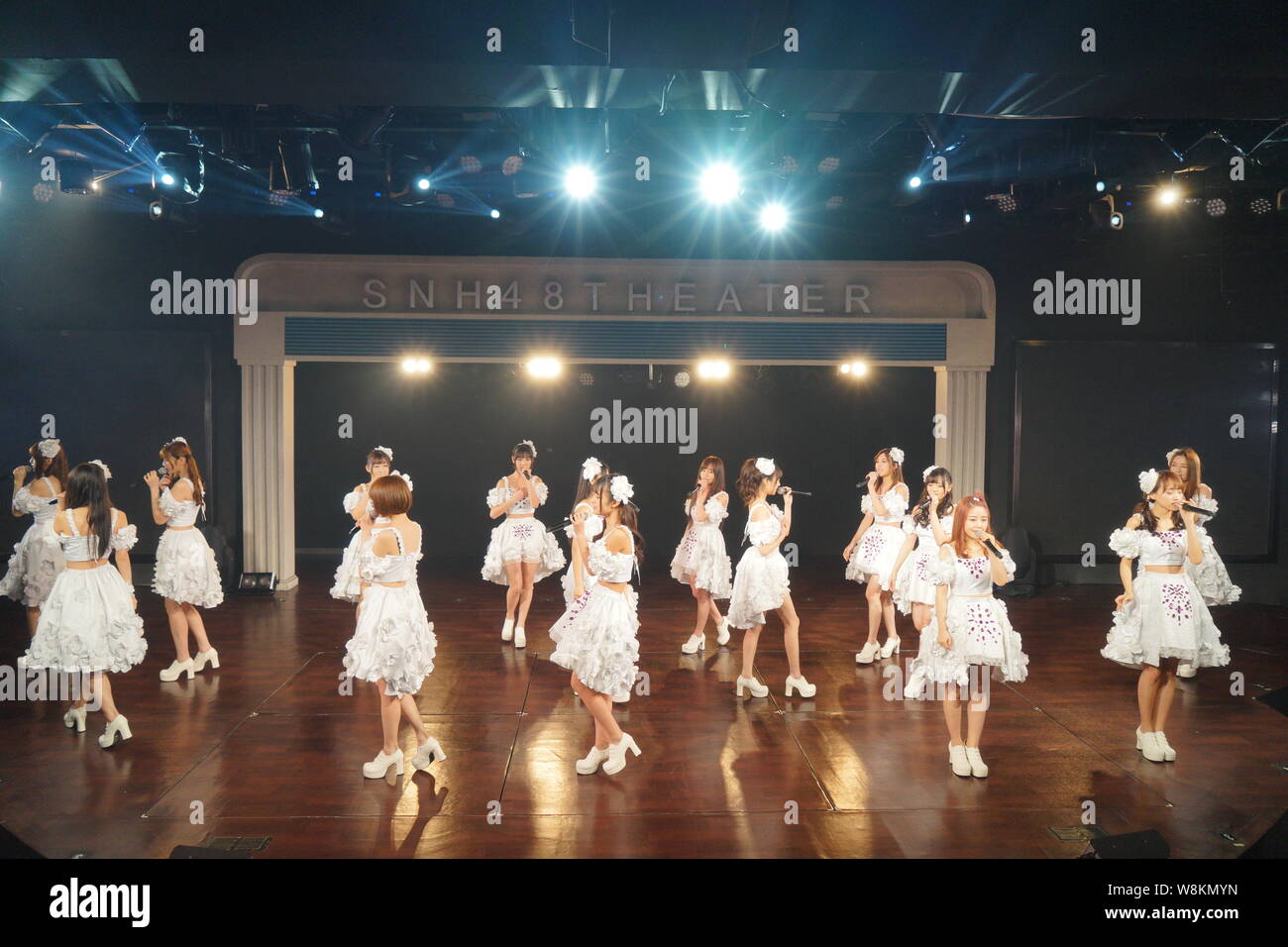 Tang anqi hi-res stock photography and images - Alamy