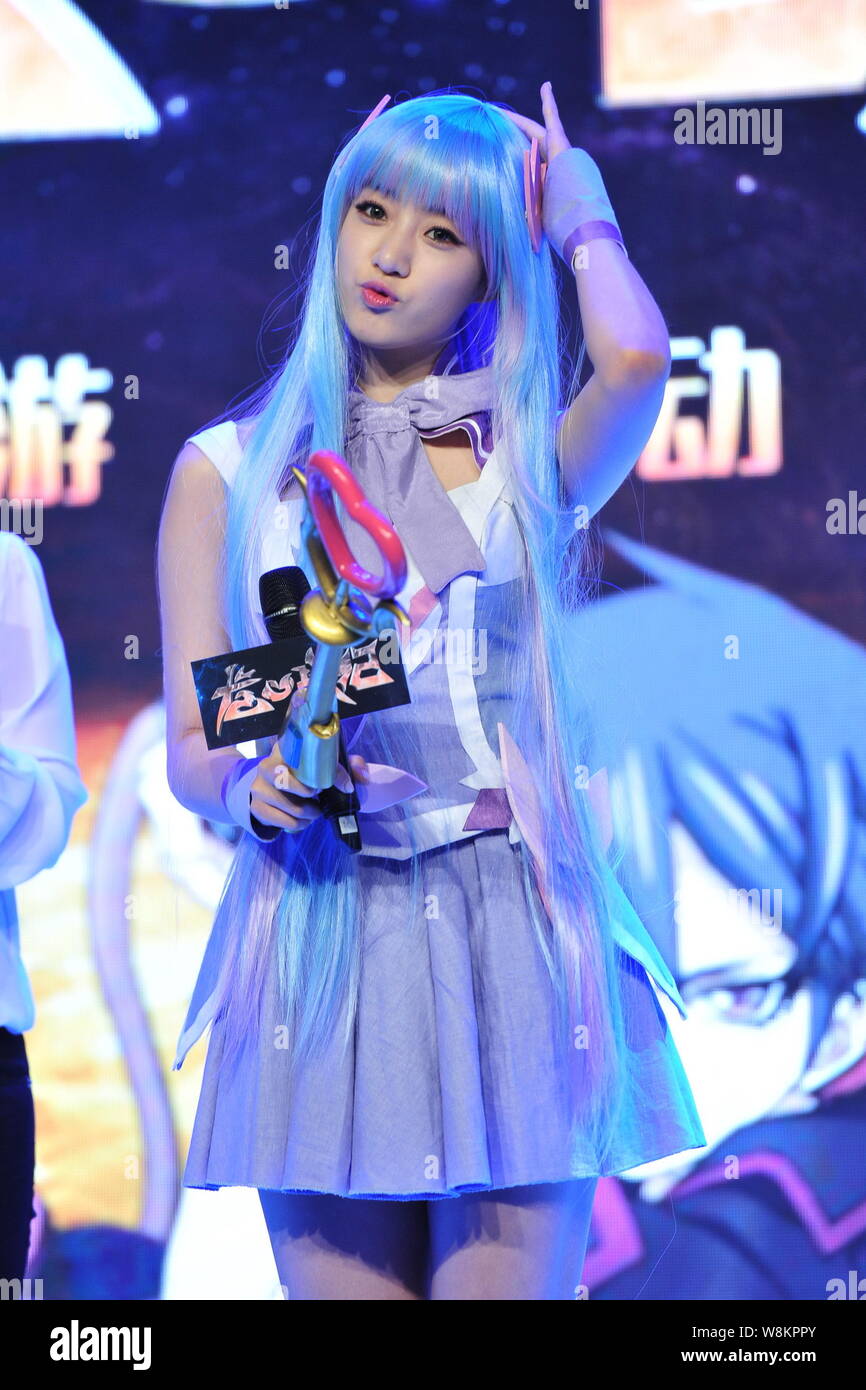 Hahm Eun-jung of South Korean girl group T-ara dressed in a cosplay ...