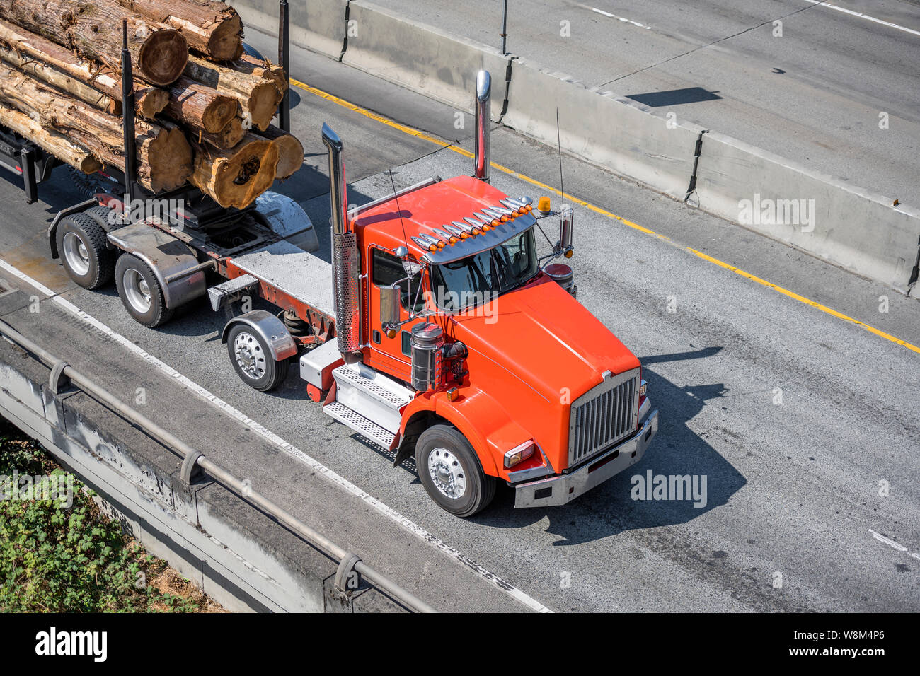 Logs cargo hi-res stock photography and images - Alamy