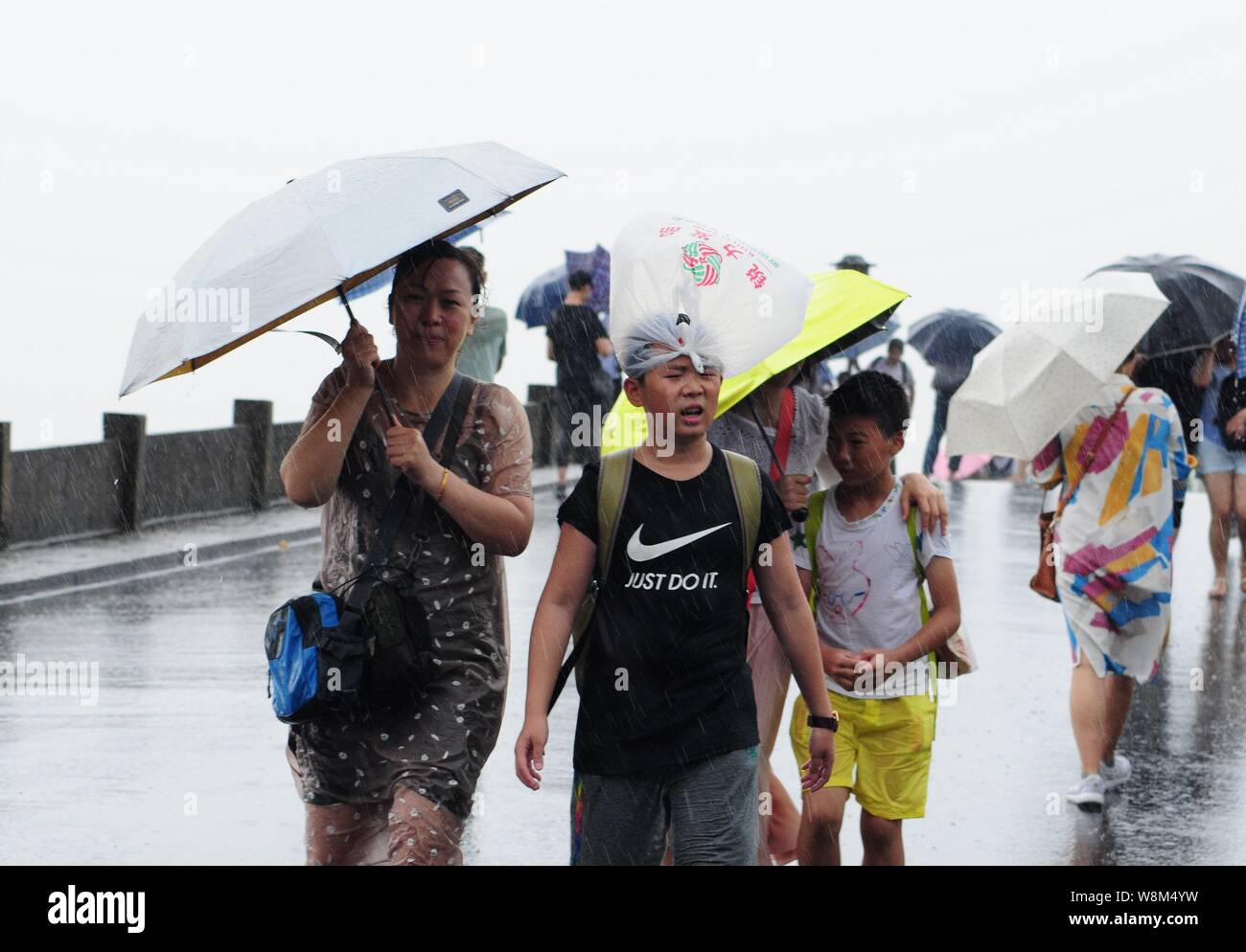 Hangzhou, China. 9th Aug, 2019. Hangzhou, CHINA-Super typhoon '' Liqima ...
