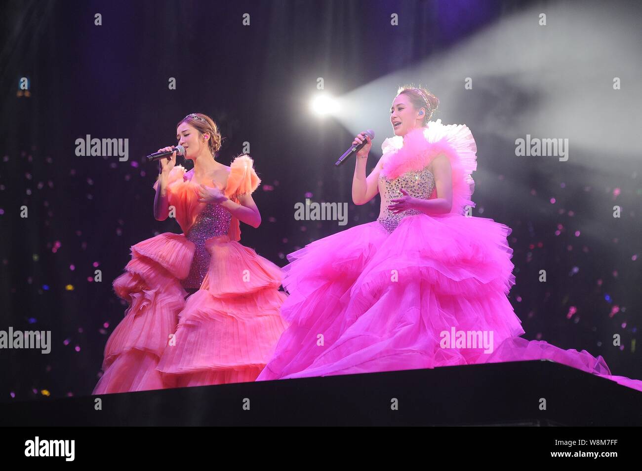 Gillian Chung, right, and Charlene Choi of Hong Kong pop duo Twins ...
