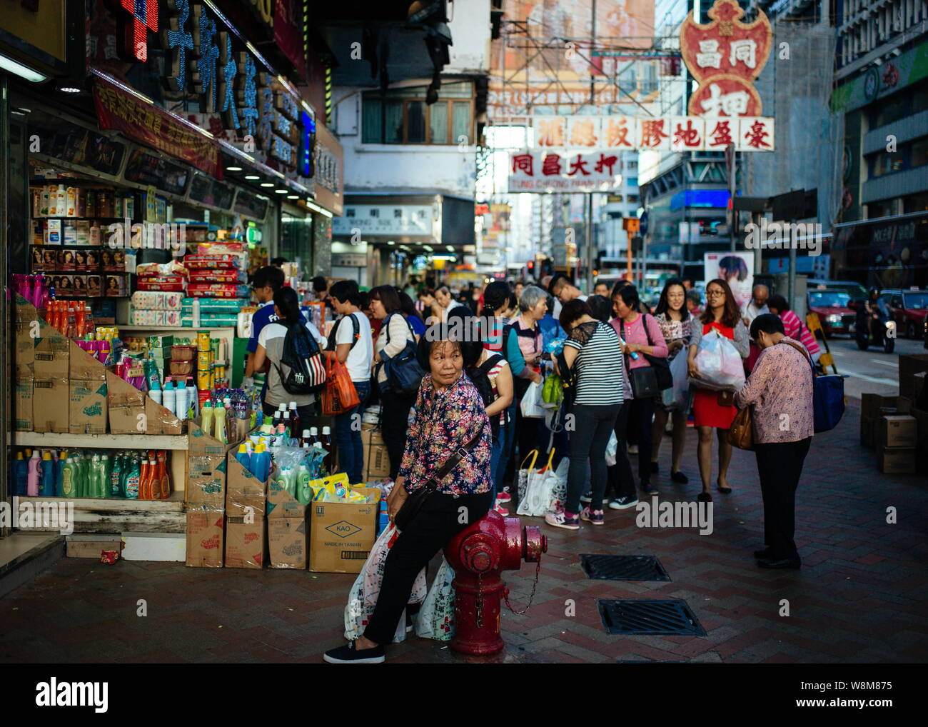 Chinese fire hydrant hi-res stock photography and images - Alamy