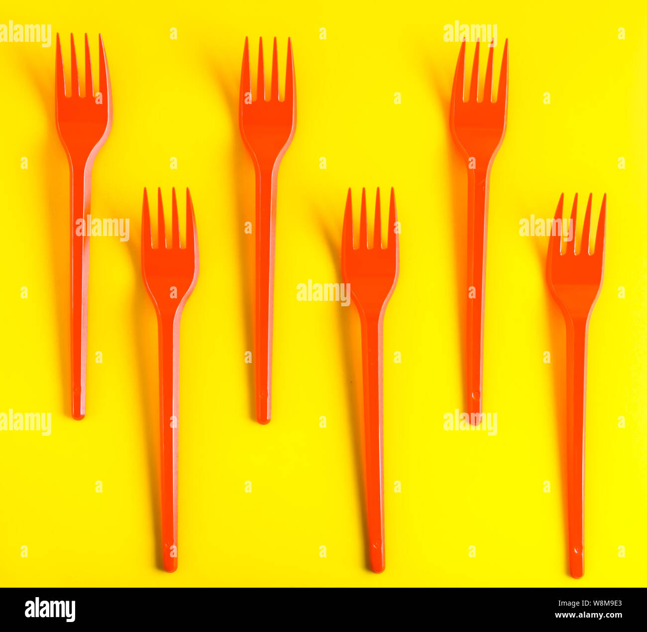 Plastic utensils hi-res stock photography and images - Alamy
