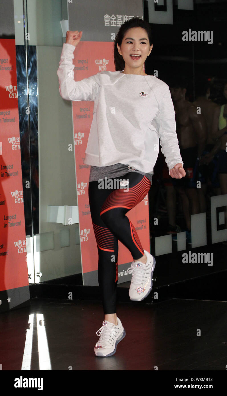Singer and actress Ella Chen Chia-hwa of Taiwanese girl group S.H.E ...