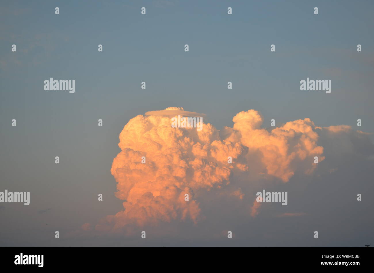Pink cloud orange cloud hi-res stock photography and images - Alamy