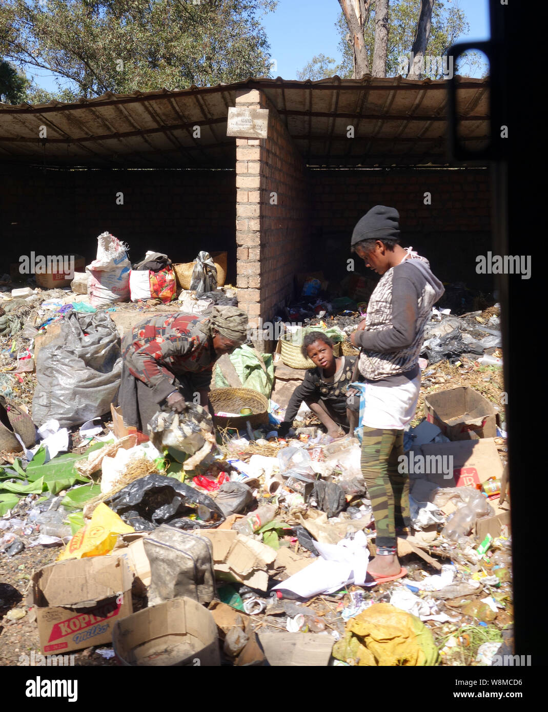 Garbage pickers hi-res stock photography and images - Alamy