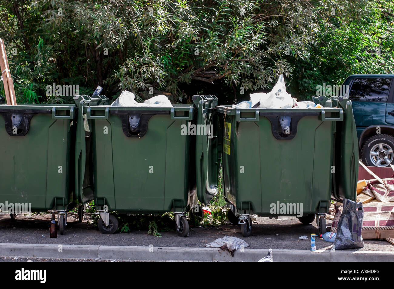 Garbage on tree hi-res stock photography and images - Alamy