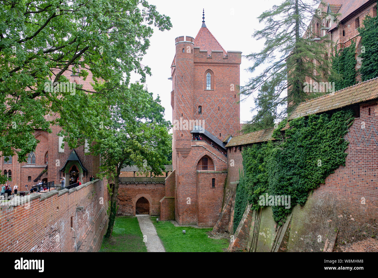 Medieval castles in poland hi-res stock photography and images - Alamy