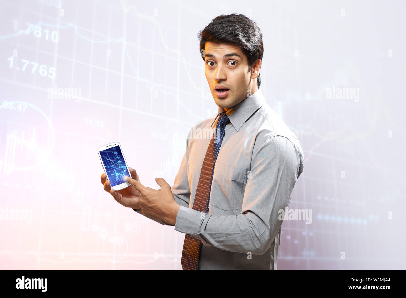 Downward graph hi-res stock photography and images - Alamy