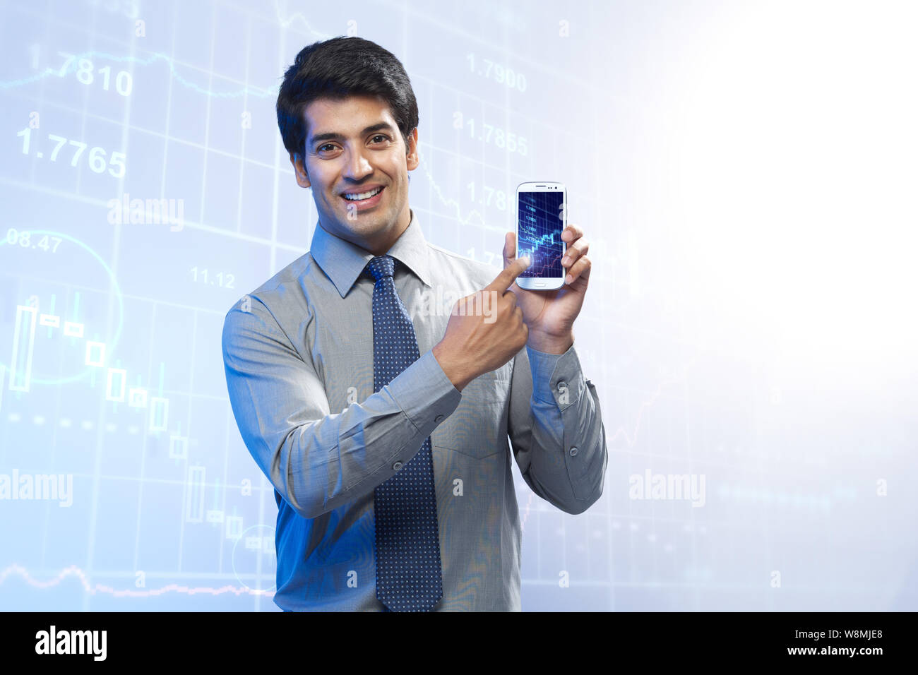 Mobile screen graph hi-res stock photography and images - Alamy