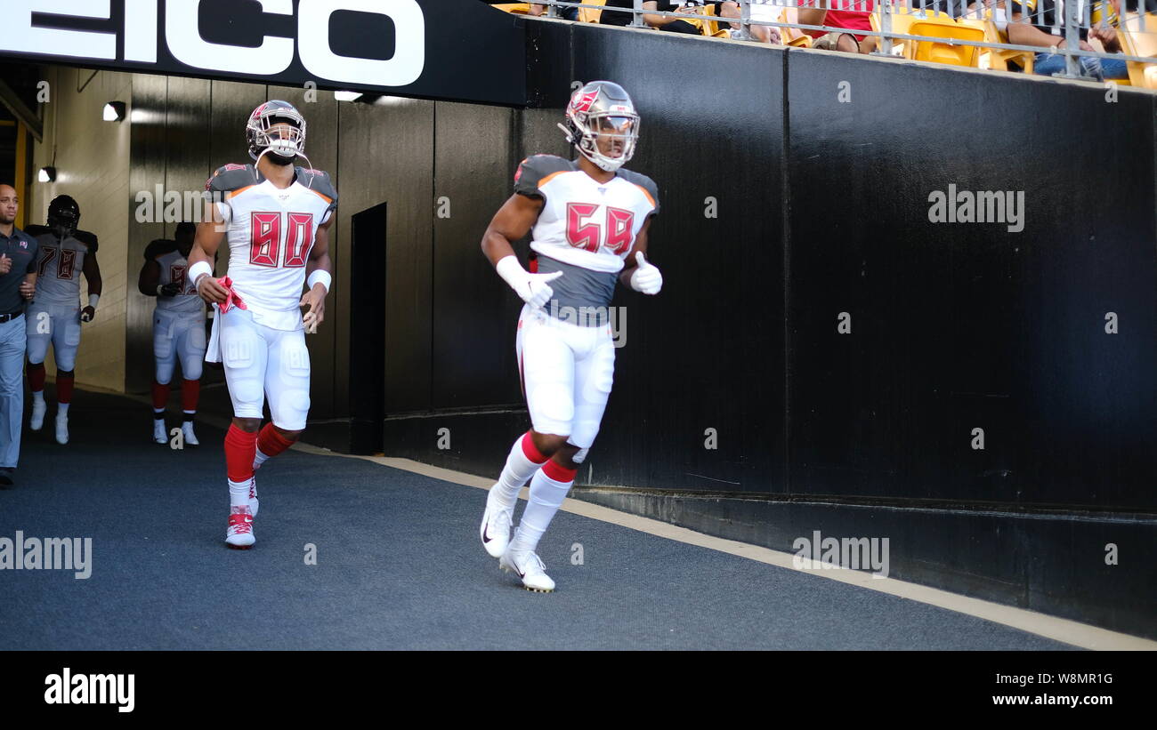 Devante bond hi-res stock photography and images - Alamy