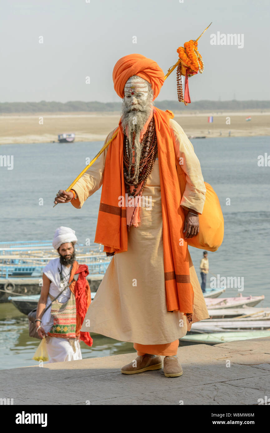 Saddhus in india hi-res stock photography and images - Alamy