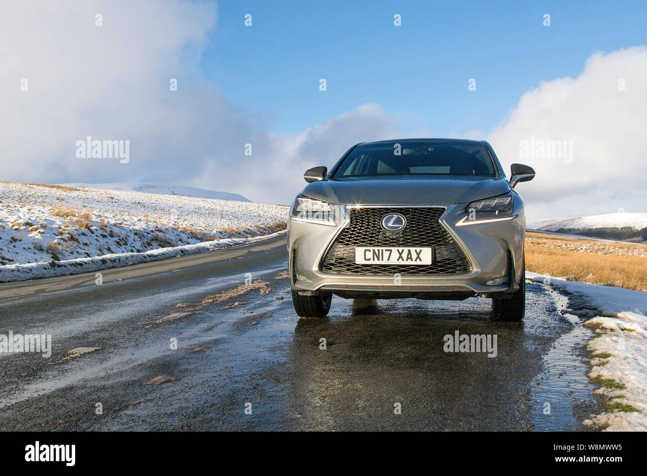 Lexus electric suv hi-res stock photography and images - Alamy