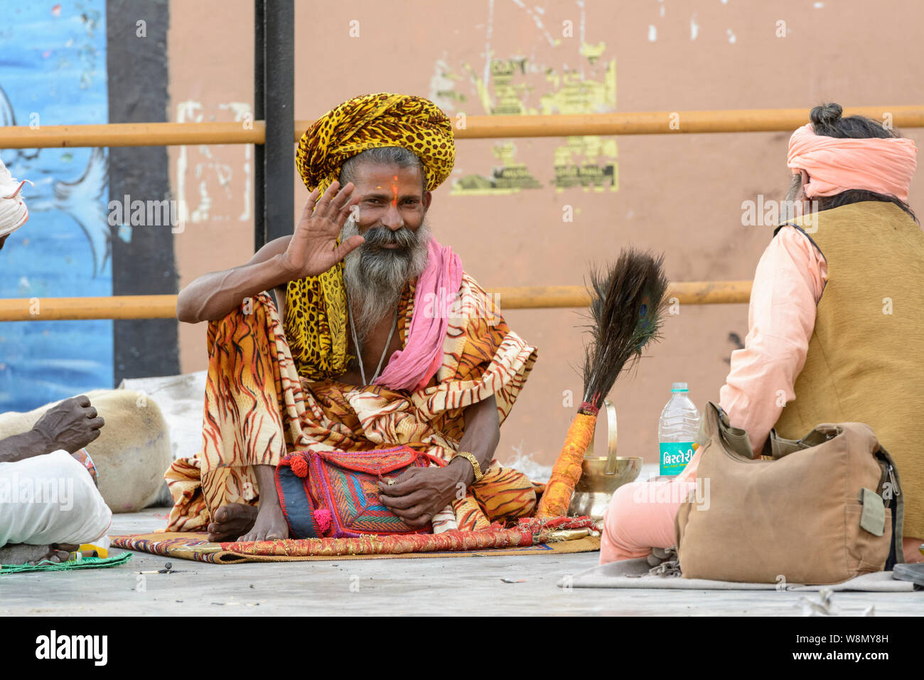 Holy men of india hi-res stock photography and images - Alamy