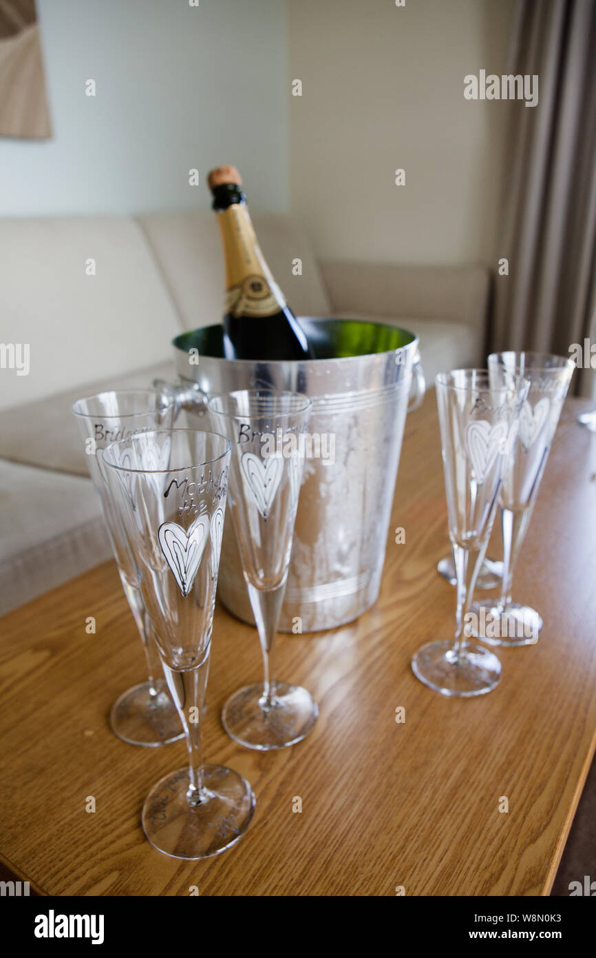 Empty champagne flutes bottle hi-res stock photography and images - Alamy