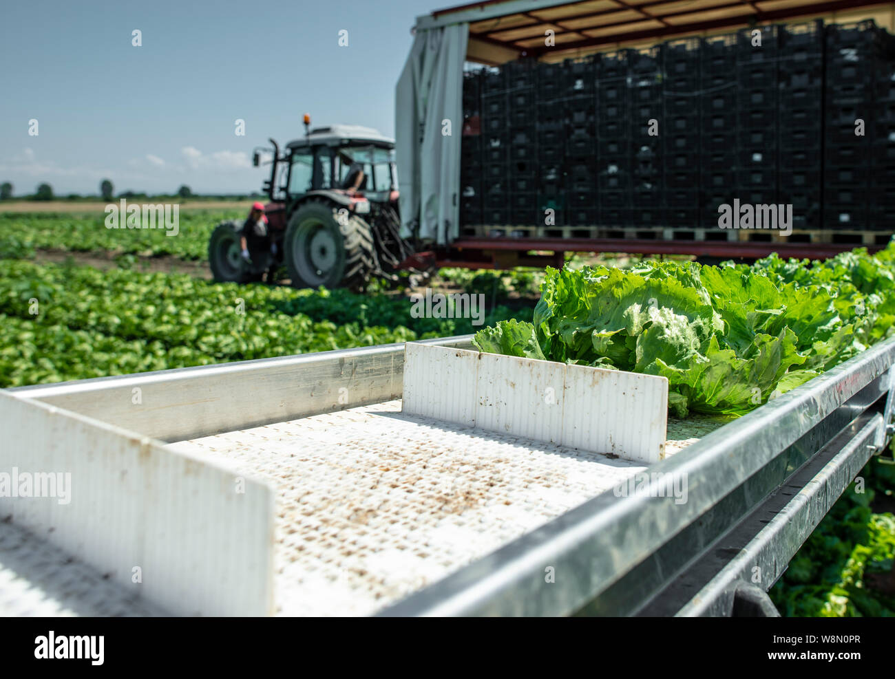 Retracting machines hi-res stock photography and images - Alamy