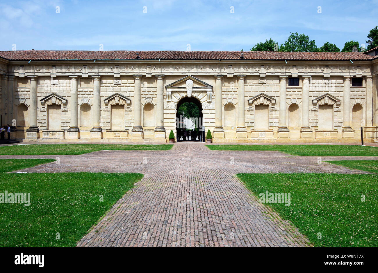 Cortile federico ii hi-res stock photography and images - Alamy