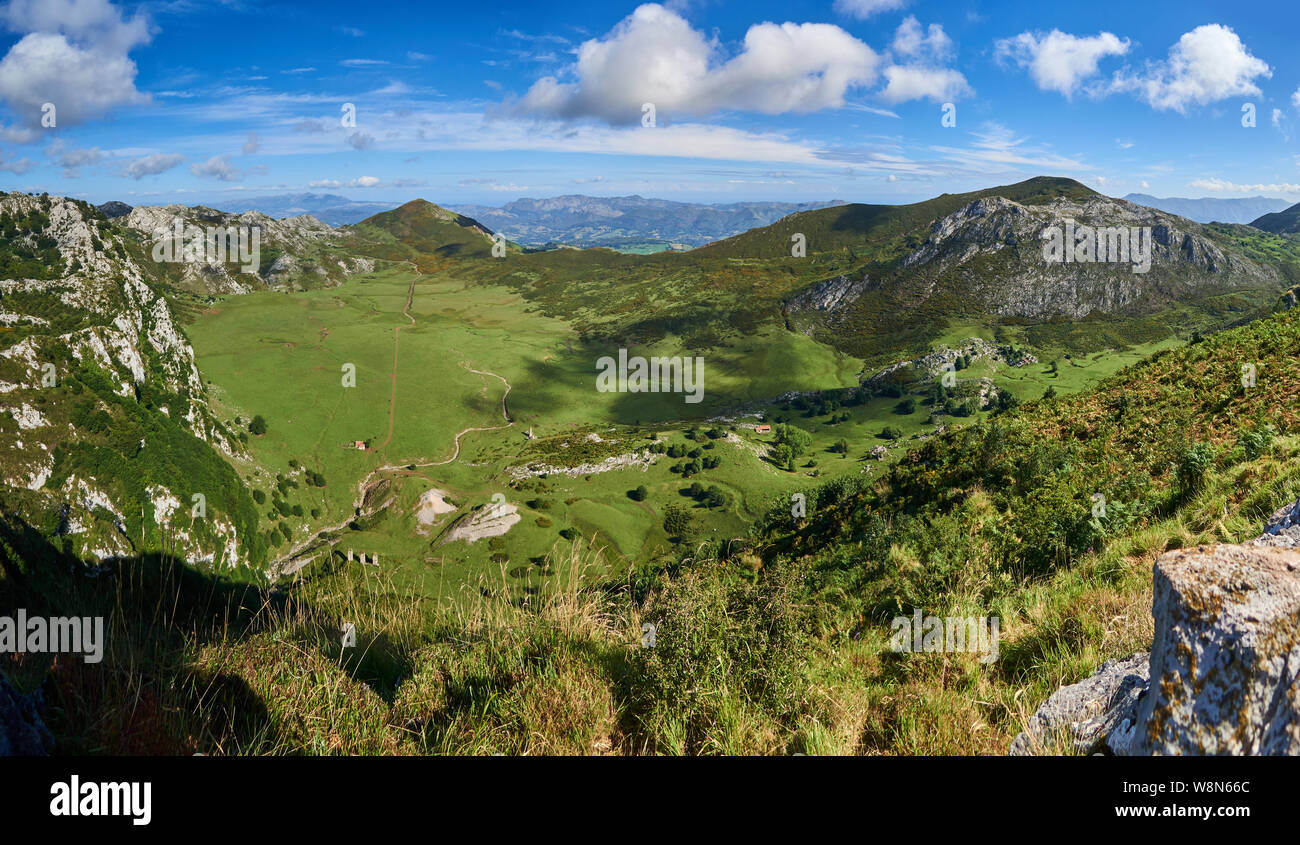 Geography travel spain panoramic hi-res stock photography and images ...
