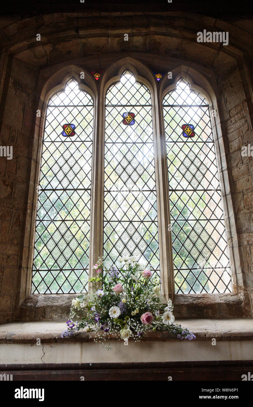 Religious scene window display hi-res stock photography and images - Alamy