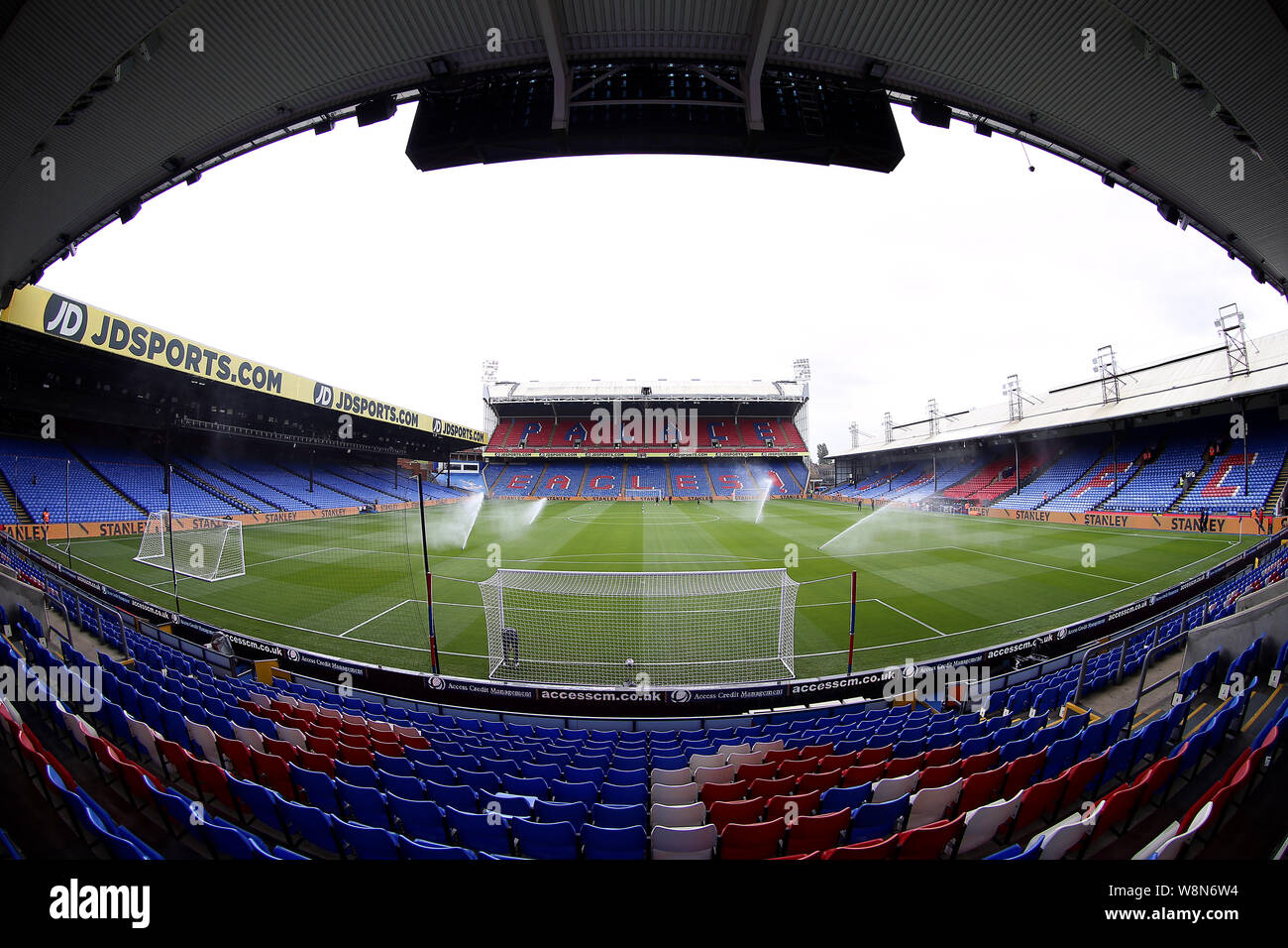 View inside selhurst park stadium hi-res stock photography and images ...