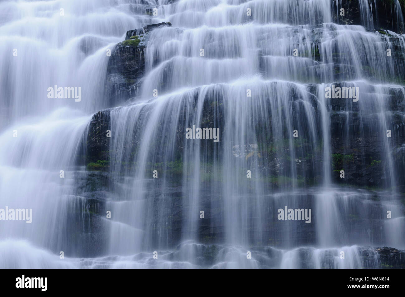 Blurry water hi-res stock photography and images - Alamy