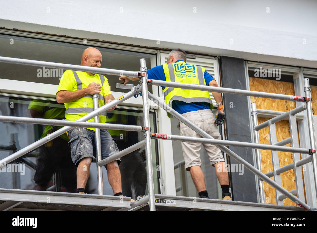 Scaffold rig hi-res stock photography and images - Alamy