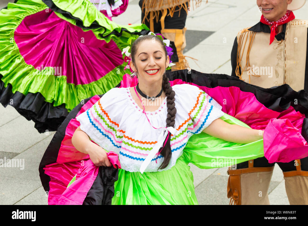 Traditional costa rican dance hi-res stock photography and images - Alamy