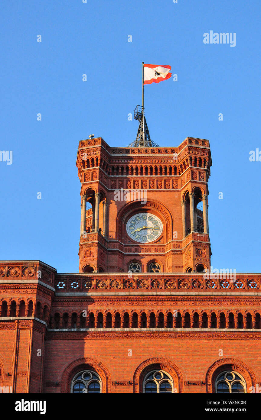 Red town hall architecture city germany hi-res stock photography and ...