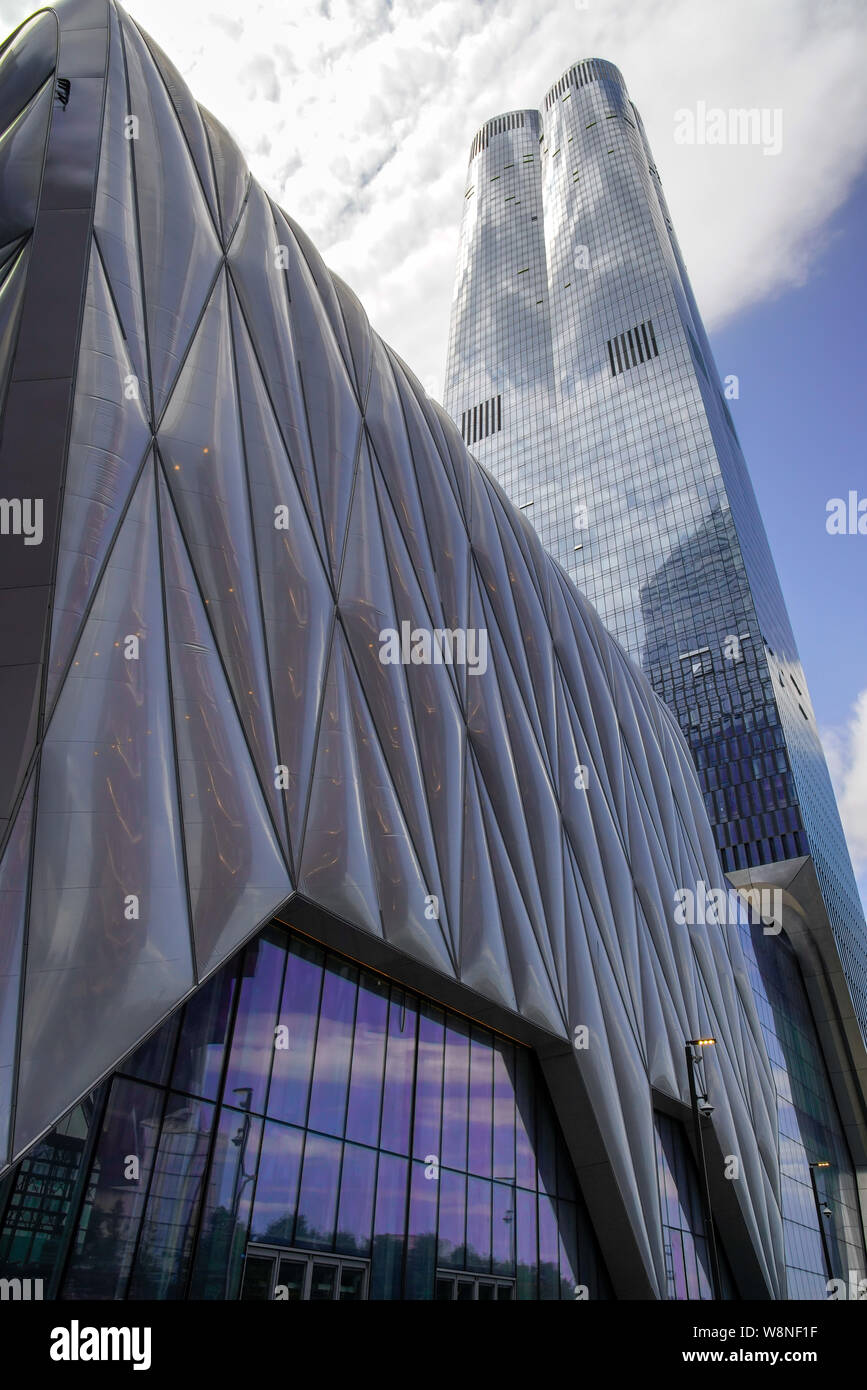 Mixed use vessel hi-res stock photography and images - Alamy