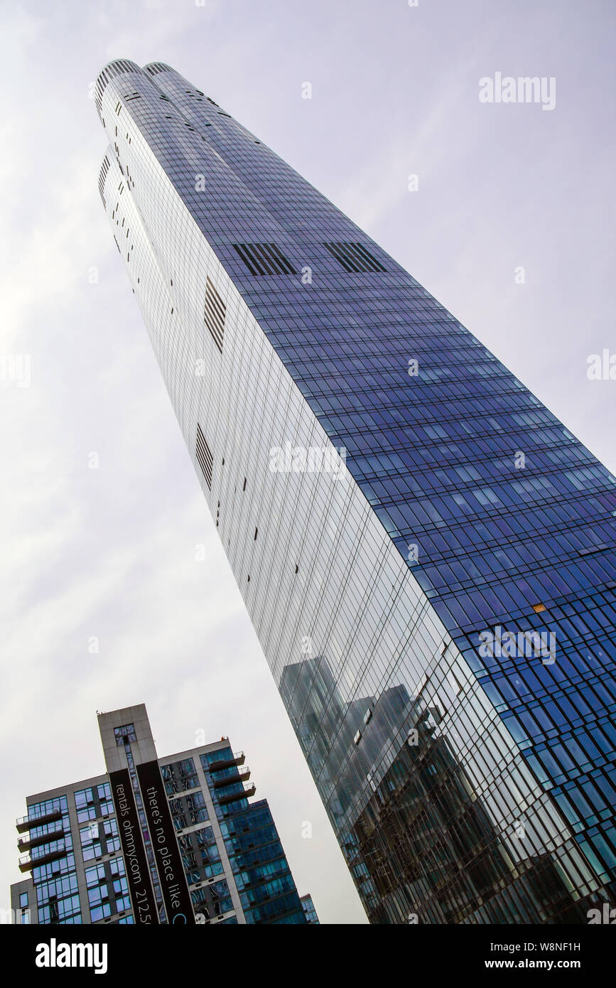 35 Hudson Yards building in Manhattan's West Side is a mixed-use ...