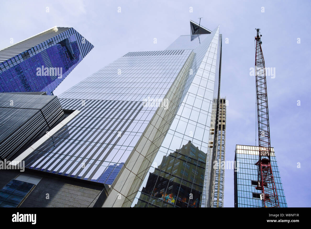 35 Hudson Yards building in Manhattan's West Side is a mixed-use ...