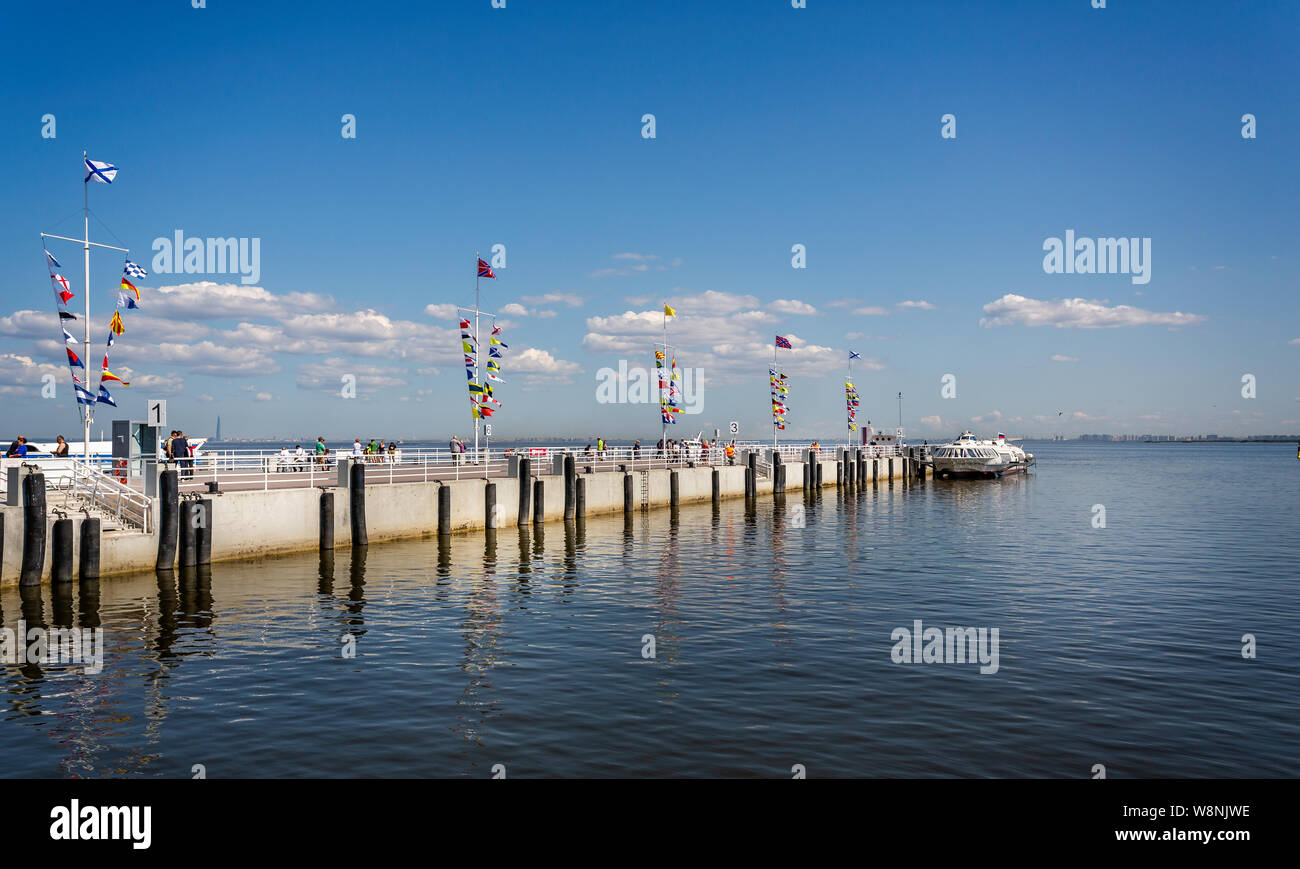 Hydrofoil pier at Peterhof Palace in Petergraf, St Petersburg, Russia ...