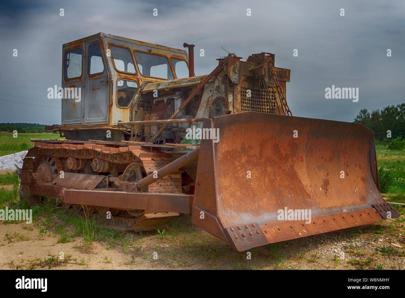 Antique digging machine hi-res stock photography and images - Alamy
