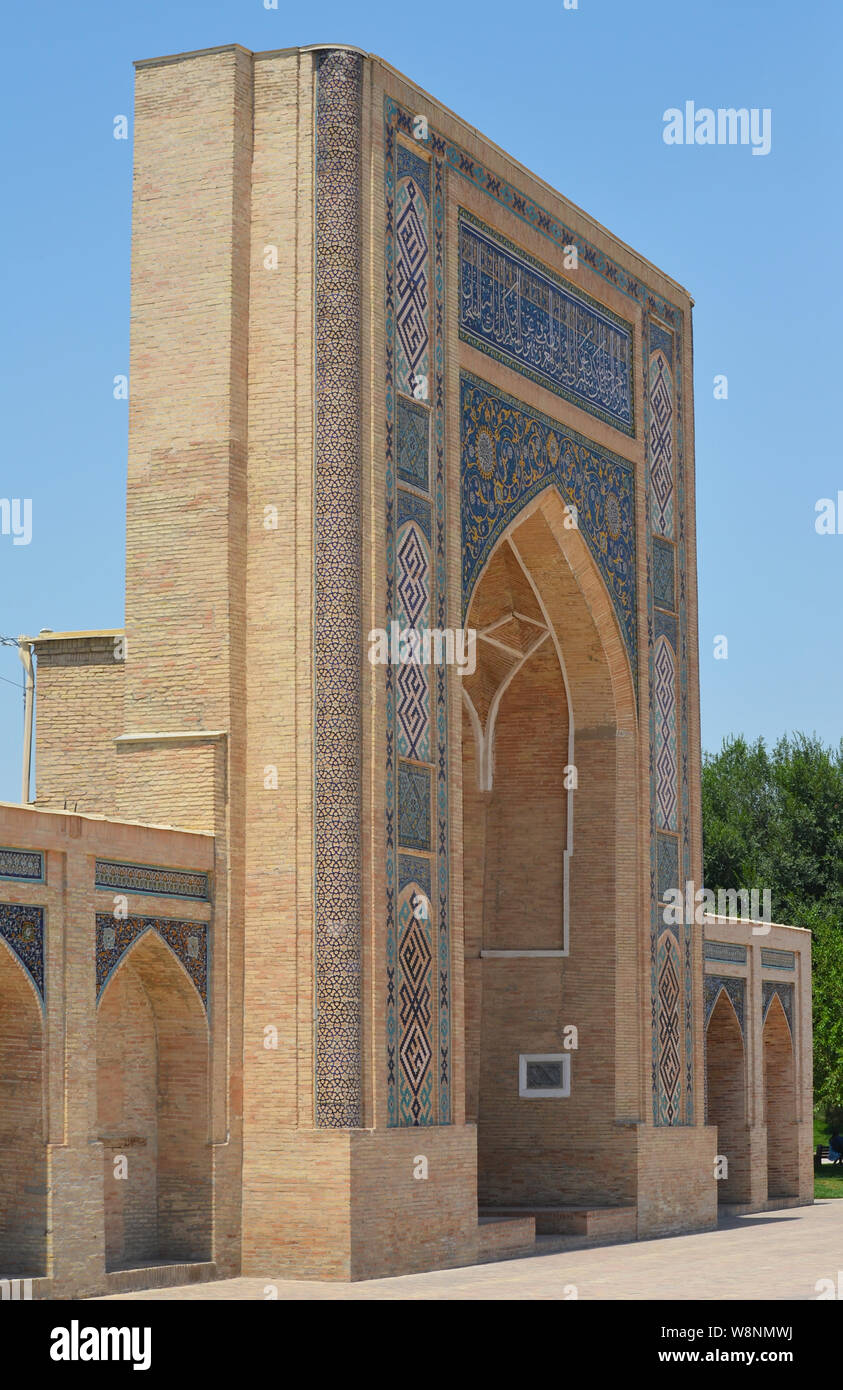Hast Imam (Hazrati Imam) Square, the main Muslim religious complex of ...